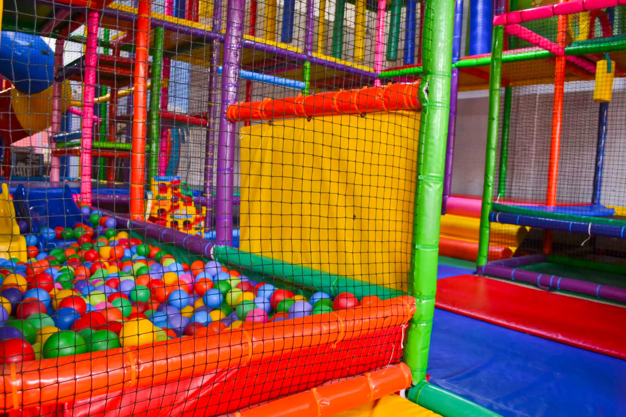 Real Center – Land 4 Fun